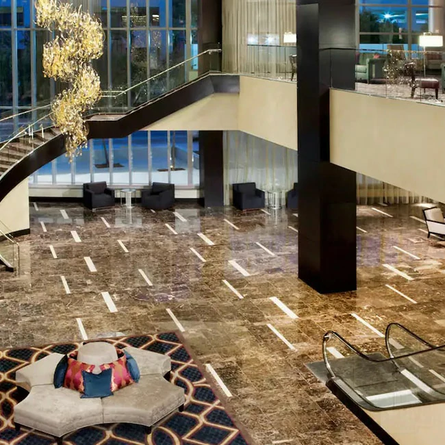 Finding The Closest Bar From The Hyatt Regency New Orleans